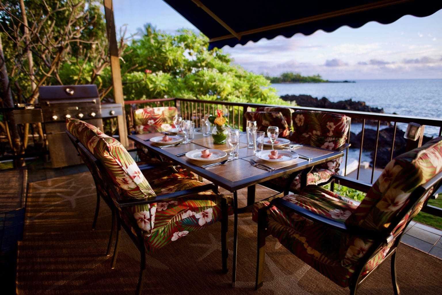 HAWAII BEACHFRONT VACATION HOMES
